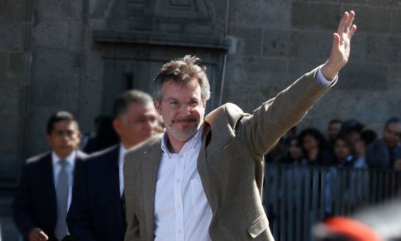John Ackerman Furioso Con Loret De Mola Lo Demandará En México Y Eu