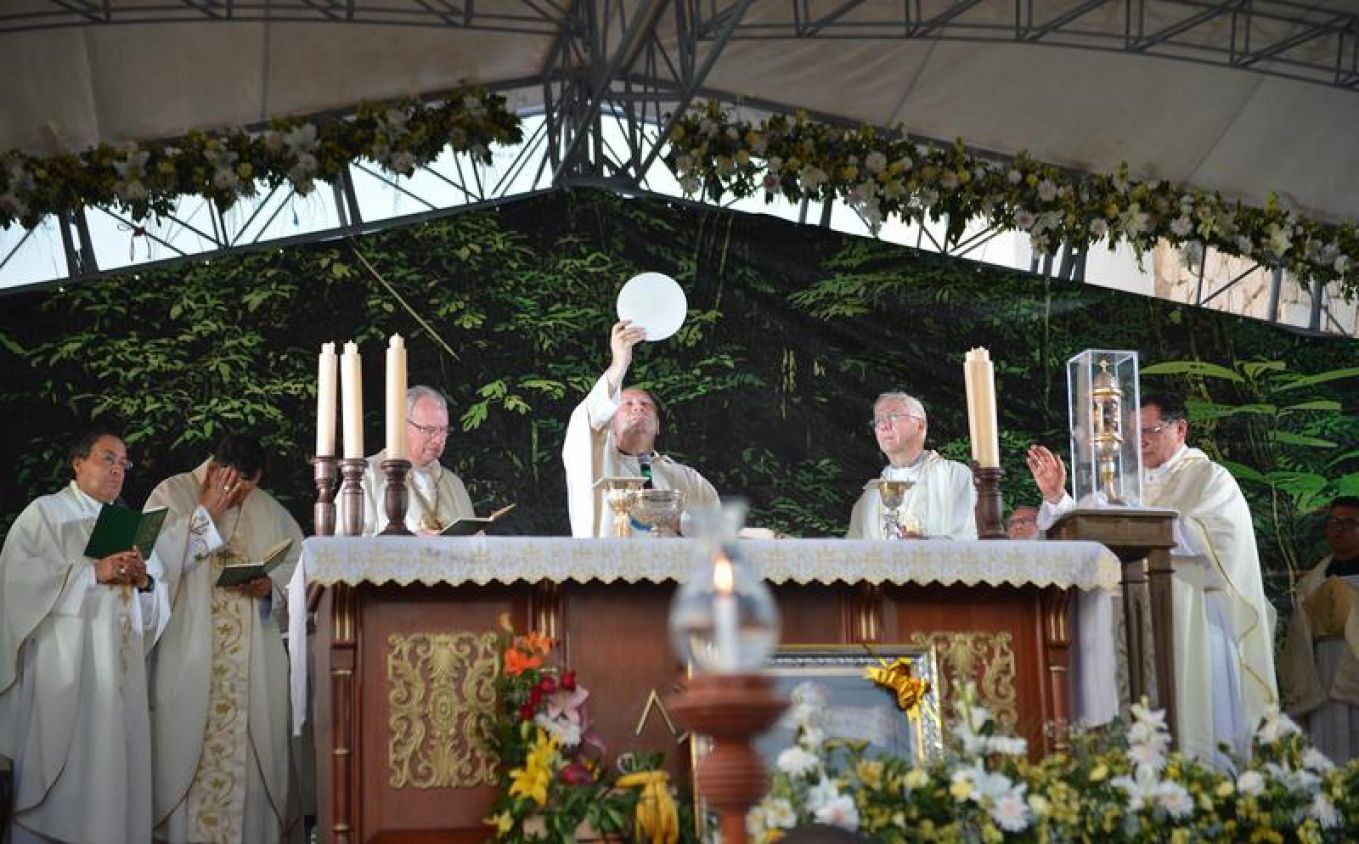Católicos conmemoran 500 años de la primera misa en México